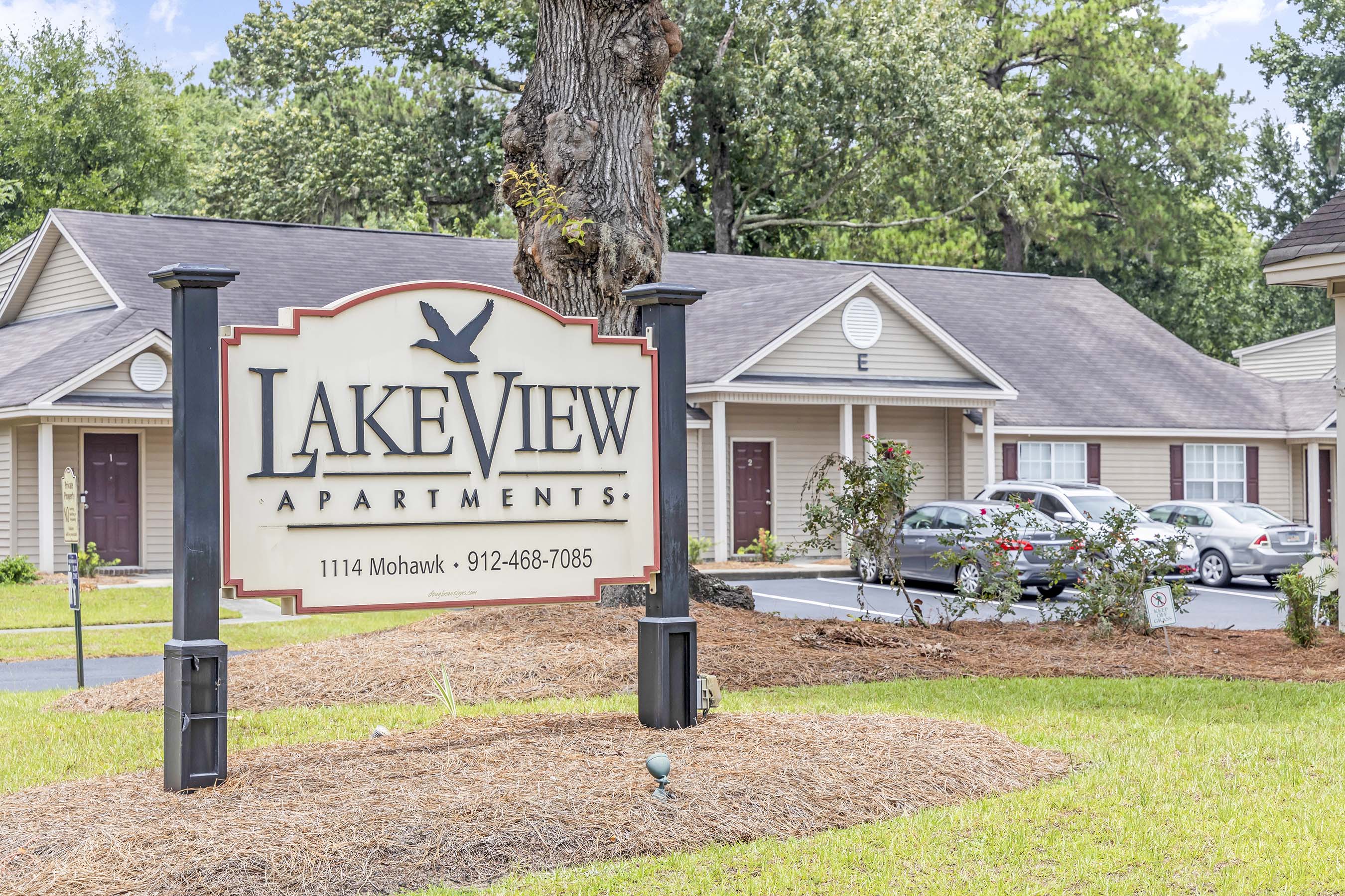 Gallery - Lakeview Oaks Apartments